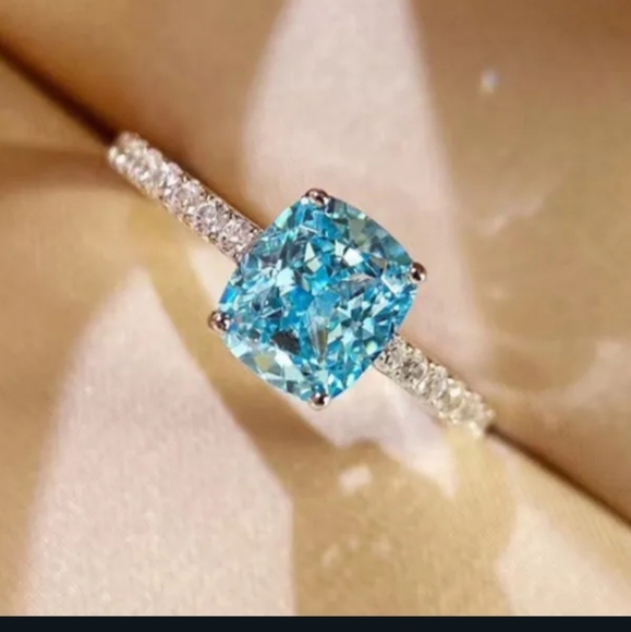 Jewelry | Newexquisite Ocean Blue Cz Ring With Clear Czs On The Sides ...